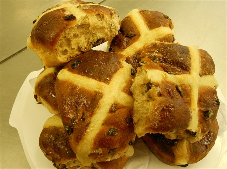 Easter Buns – Marshford Organic Foods